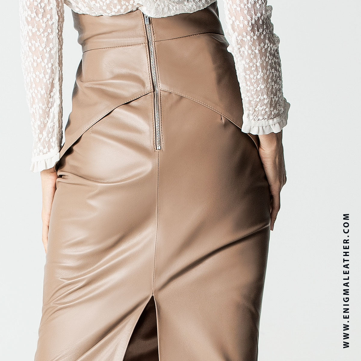 Кожата през лятото: Митове и истини за целогодишната елегантност – Enigma Leather Boutique